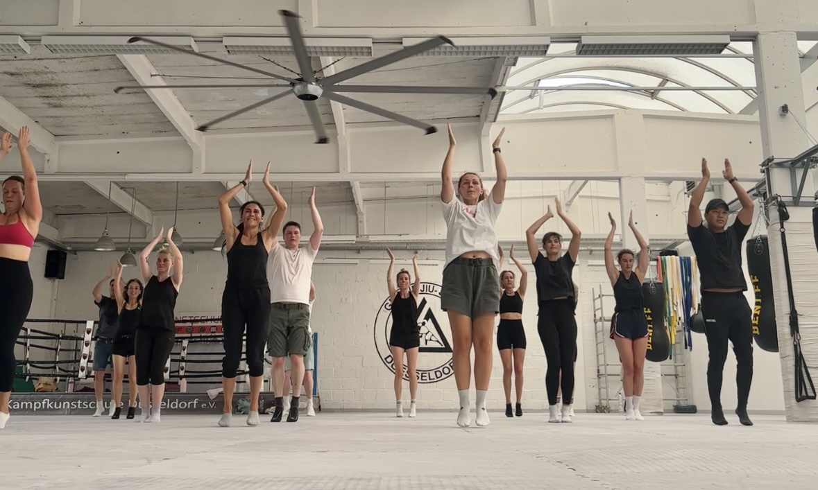 Jetzt Shuffle Dance lernen, online oder vor Ort für Anfänger